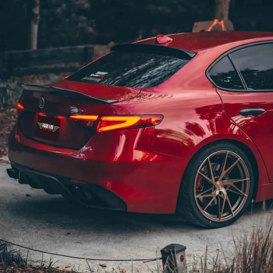 PSM V1 Style Carbon Fiber Rear Spoiler For Alfa Romeo Giulia Trunk Lid ...